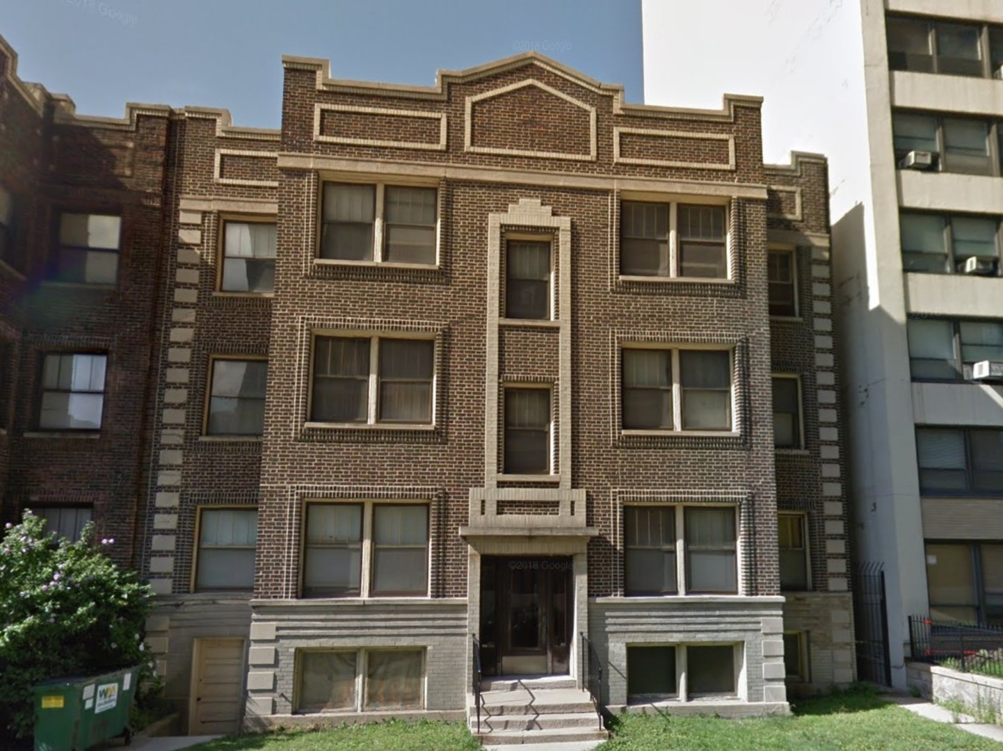 652 W Gordon Ter, Chicago | Reviews & Apartments for Rent | AptAmigo