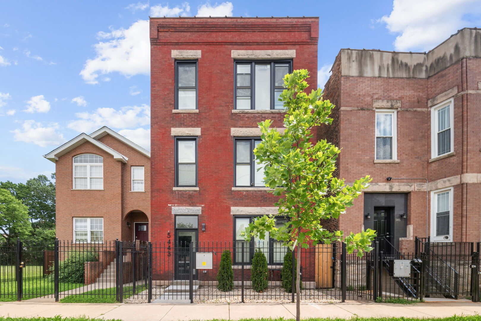 5443 S Federal St, Chicago | Reviews & Apartments for Rent | AptAmigo